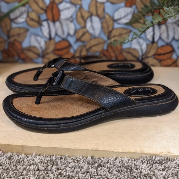 b.o.c. | Shoes | Boc Boc Womens Zita Thong Sandal Black Tooled Bc3527 ...